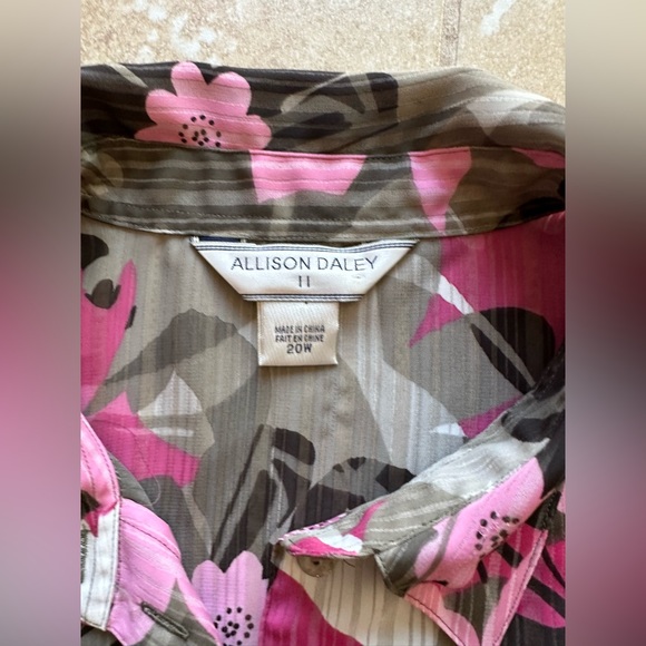 Allison Daley | Tops | Allison Daley Womens Sheer Blouse 34 Sleeve Size ...